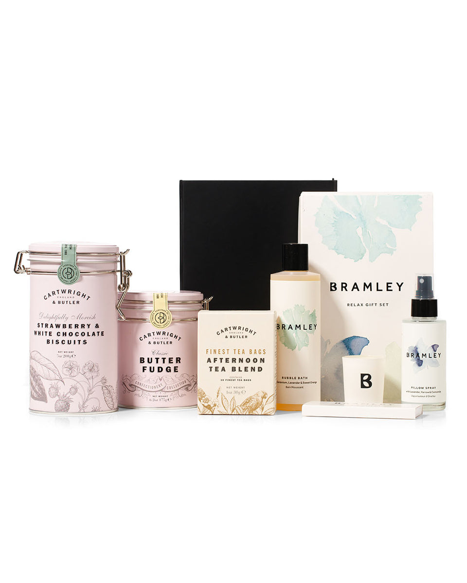 Luxury Bath Pamper and Spa Sweet Treats Hamper | Free Delivery ...